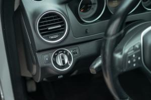 Pelēks Mercedes-Benz C 180 2011 Rīga, ar dzinēja tilpumu 1.80 L un nobraukumu 194 tūkst. km par 7700 €, foto 56 vietnē AUTOMOTO.COM.LV