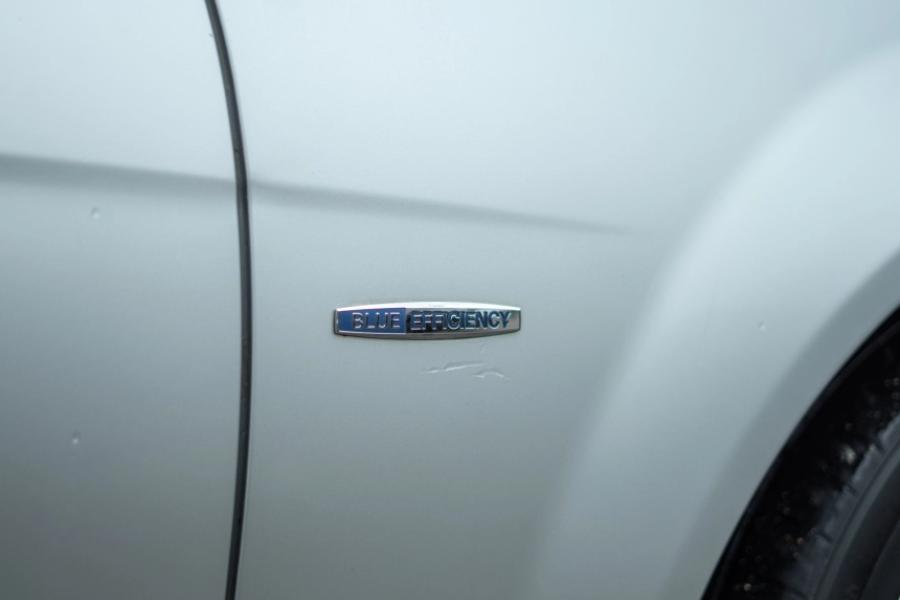 Pelēks Mercedes-Benz C 180 2011 Rīga, ar dzinēja tilpumu 1.80 L un nobraukumu 194 tūkst. km par 7700 €, foto 66 vietnē AUTOMOTO.COM.LV