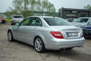 Pelēks Mercedes-Benz C 180 2011 Rīga, ar dzinēja tilpumu 1.80 L un nobraukumu 194 tūkst. km par 7700 €, foto 73 vietnē AUTOMOTO.COM.LV