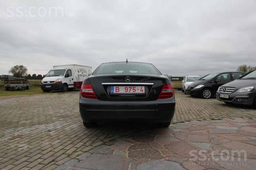 Grey Mercedes-Benz C 180 2012 in Liepaja, with an engine capacity of 1.80 L and mileage of 228 thousand km for 7990 €, photo 6 on AUTOMOTO.COM.LV