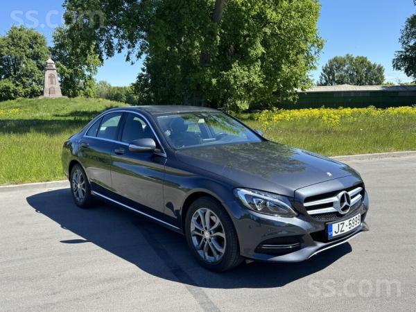 Grey Mercedes-Benz C 180 2015 in Riga, with an engine capacity of 1.60 L and mileage of 0 thousand km for 12450 €, photo 3 on AUTOMOTO.COM.LV