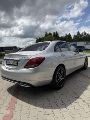 Grey Mercedes-Benz C 180 2015 in Siauliai, with an engine capacity of 1.60 L and mileage of 220 thousand km for 10999 €, photo 6 on AUTOMOTO.COM.LV