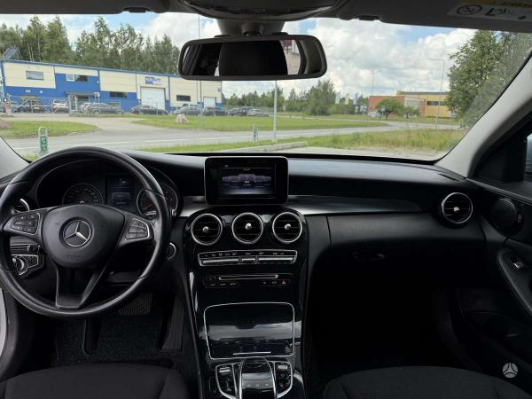 Grey Mercedes-Benz C 180 2015 in Siauliai, with an engine capacity of 1.60 L and mileage of 220 thousand km for 10999 €, photo 10 on AUTOMOTO.COM.LV