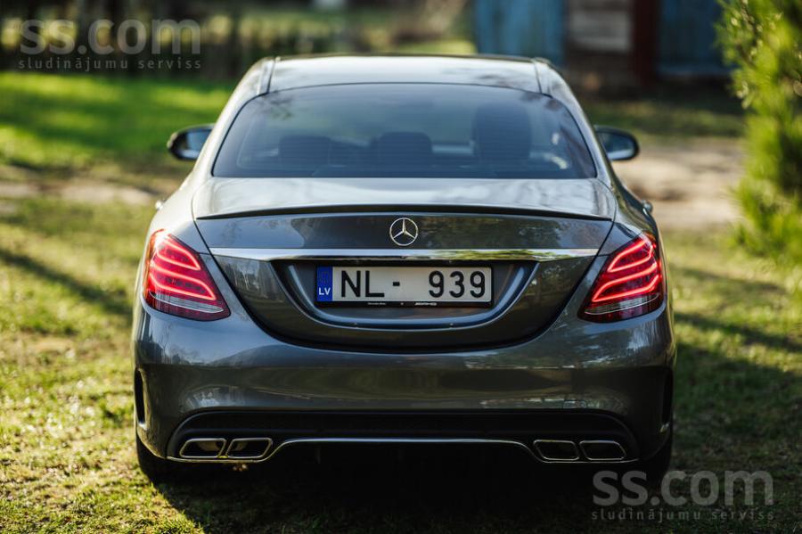 Pelēks Mercedes-Benz C 180 2016 Liepāja, ar dzinēja tilpumu 1.60 L un nobraukumu 119 tūkst. km par 29500 €, foto 1 vietnē AUTOMOTO.COM.LV