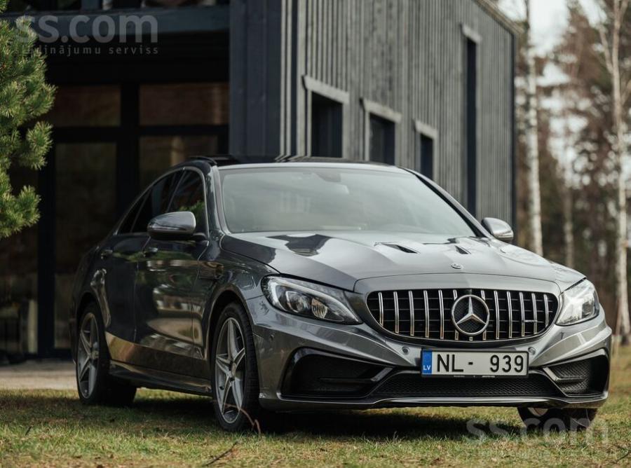 Pelēks Mercedes-Benz C 180 2016 Liepāja, ar dzinēja tilpumu 1.60 L un nobraukumu 119 tūkst. km par 29500 €, foto 3 vietnē AUTOMOTO.COM.LV