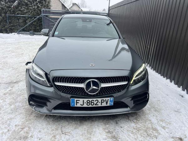 Grey Mercedes-Benz C 180 2019 in Kaunas, with an engine capacity of 1.60 L and mileage of 159 thousand km for 10400 €, photo 2 on AUTOMOTO.COM.LV