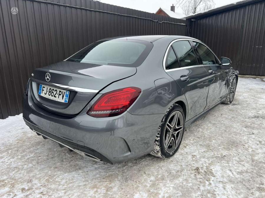 Pelēks Mercedes-Benz C 180 2019 Kauņa, ar dzinēja tilpumu 1.60 L un nobraukumu 159 tūkst. km par 10400 €, foto 6 vietnē AUTOMOTO.COM.LV