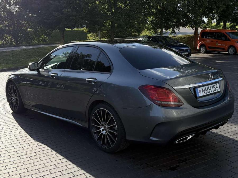 Pelēks Mercedes-Benz C 180 2019 Kauņa, ar dzinēja tilpumu 1.60 L un nobraukumu 280 tūkst. km par 20000 €, foto 4 vietnē AUTOMOTO.COM.LV