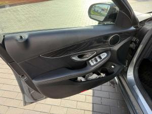 Pelēks Mercedes-Benz C 180 2019 Kauņa, ar dzinēja tilpumu 1.60 L un nobraukumu 280 tūkst. km par 20000 €, foto 9 vietnē AUTOMOTO.COM.LV