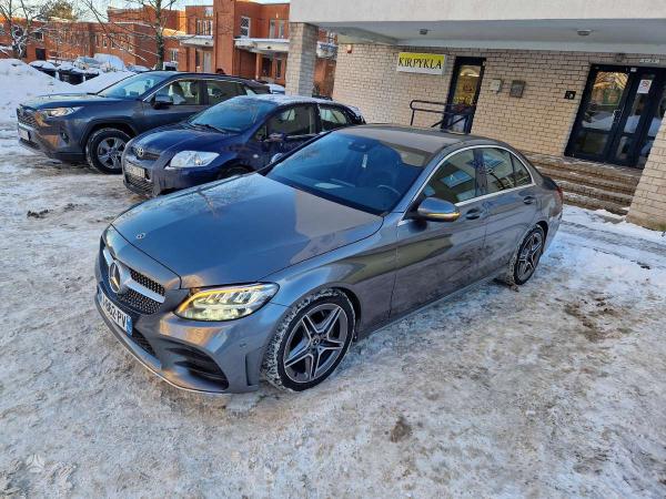 Pelēks Mercedes-Benz C 180 2020 Viļņa, ar dzinēja tilpumu 1.80 L un nobraukumu 150 tūkst. km par 18750 €, foto 5 vietnē AUTOMOTO.COM.LV