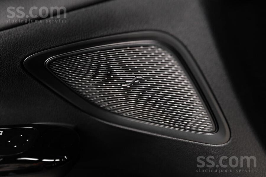 Pelēks Mercedes-Benz C 180 2022 Rīga, ar dzinēja tilpumu 1.50 L un nobraukumu 38 tūkst. km par 29900 €, foto 13 vietnē AUTOMOTO.COM.LV