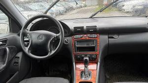 Pelēks Mercedes-Benz C 180 2002 Tallina, ar dzinēja tilpumu 1.80 L un nobraukumu 319 tūkst. km par 699 €, foto 6 vietnē AUTOMOTO.COM.LV