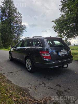 Pelēks Mercedes-Benz C 180 2008 Ogre, ar dzinēja tilpumu 1.80 L un nobraukumu 356 tūkst. km par 5200 €, foto 5 vietnē AUTOMOTO.COM.LV
