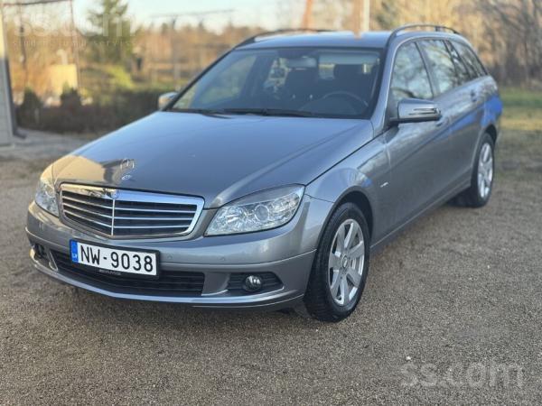 Grey Mercedes-Benz C 180 2009 in Rezekne, with an engine capacity of 1.60 L and mileage of 250 thousand km for 4800 €, photo 1 on AUTOMOTO.COM.LV