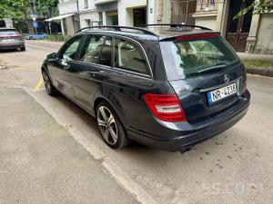 Grey Mercedes-Benz C 180 2011 in Riga, with an engine capacity of 2.20 L and mileage of 370 thousand km for 4900 €, photo 5 on AUTOMOTO.COM.LV