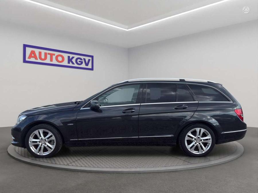 Grey Mercedes-Benz C 180 2011 in Kaunas, with an engine capacity of 1.80 L and mileage of 313 thousand km for 6999 €, photo 3 on AUTOMOTO.COM.LV