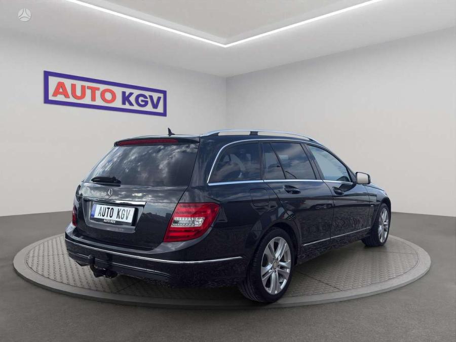Grey Mercedes-Benz C 180 2011 in Kaunas, with an engine capacity of 1.80 L and mileage of 313 thousand km for 6999 €, photo 6 on AUTOMOTO.COM.LV