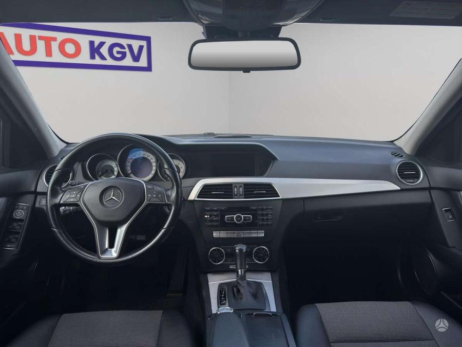 Pelēks Mercedes-Benz C 180 2011 Kauņa, ar dzinēja tilpumu 1.80 L un nobraukumu 313 tūkst. km par 6999 €, foto 13 vietnē AUTOMOTO.COM.LV