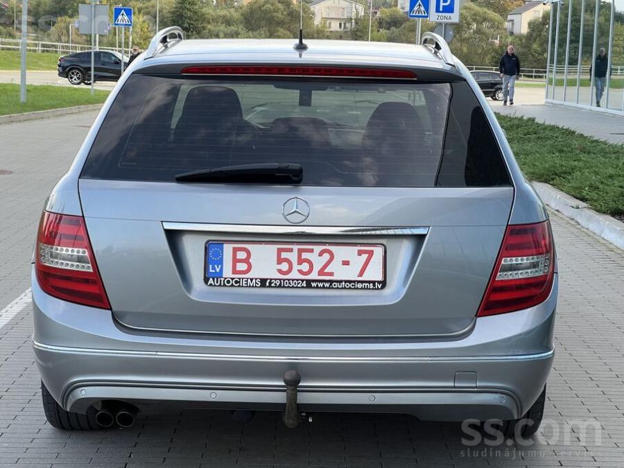 Pelēks Mercedes-Benz C 180 2011 Rēzekne, ar dzinēja tilpumu 2.10 L un nobraukumu 417 tūkst. km par 5500 €, foto 6 vietnē AUTOMOTO.COM.LV