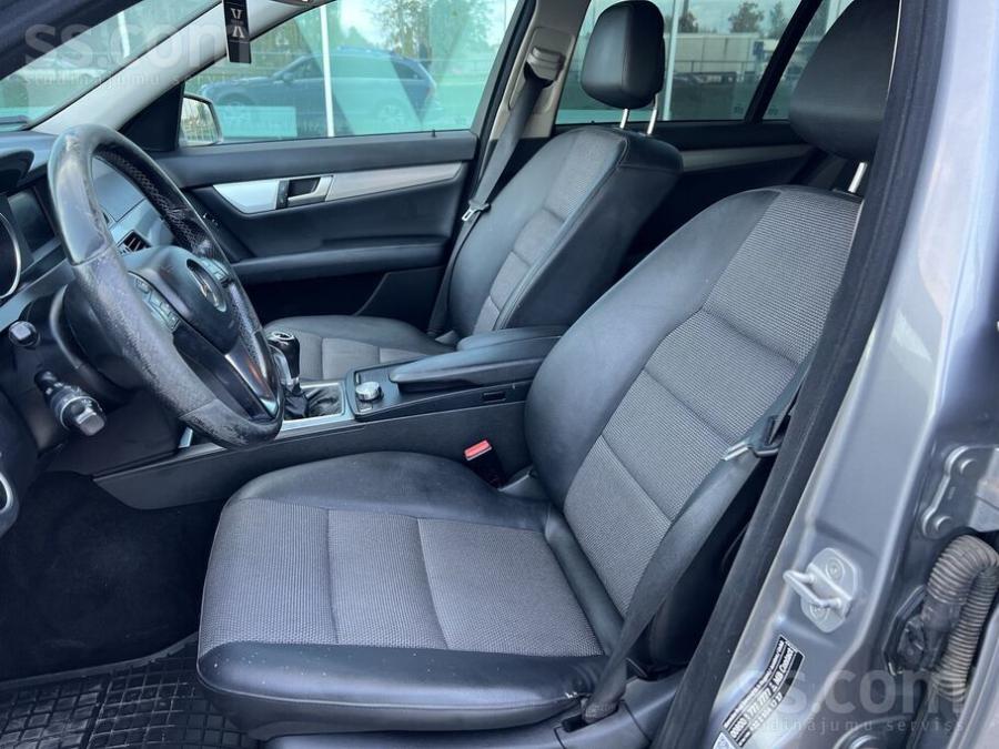 Pelēks Mercedes-Benz C 180 2011 Rēzekne, ar dzinēja tilpumu 2.10 L un nobraukumu 417 tūkst. km par 5500 €, foto 13 vietnē AUTOMOTO.COM.LV