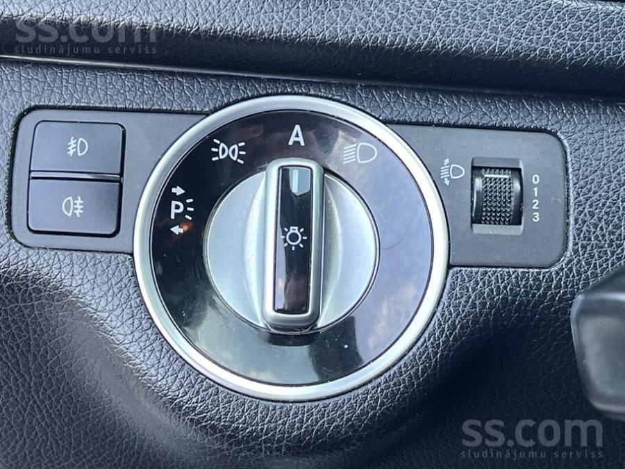 Pelēks Mercedes-Benz C 180 2011 Rēzekne, ar dzinēja tilpumu 2.10 L un nobraukumu 417 tūkst. km par 5500 €, foto 18 vietnē AUTOMOTO.COM.LV