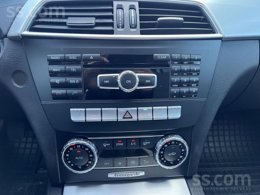 Pelēks Mercedes-Benz C 180 2011 Rēzekne, ar dzinēja tilpumu 2.10 L un nobraukumu 417 tūkst. km par 5500 €, foto 19 vietnē AUTOMOTO.COM.LV