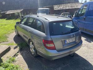 Pelēks Mercedes-Benz C 180 2013 Plungė, ar dzinēja tilpumu 2.10 L un nobraukumu 290 tūkst. km par 2900 €, foto 5 vietnē AUTOMOTO.COM.LV