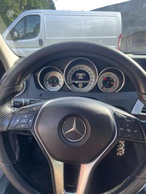 Pelēks Mercedes-Benz C 180 2013 Plungė, ar dzinēja tilpumu 2.10 L un nobraukumu 290 tūkst. km par 2900 €, foto 7 vietnē AUTOMOTO.COM.LV