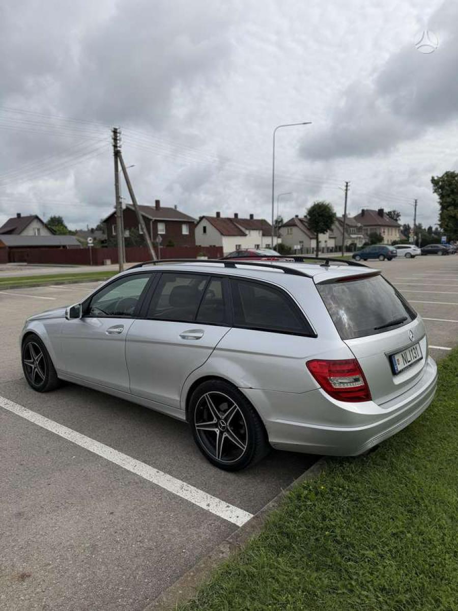 Pelēks Mercedes-Benz C 180 2013 Kauņa, ar dzinēja tilpumu 2.14 L un nobraukumu 227 tūkst. km par 5700 €, foto 7 vietnē AUTOMOTO.COM.LV