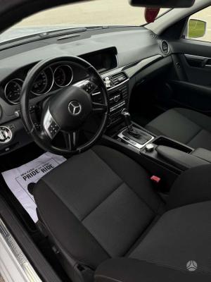 Pelēks Mercedes-Benz C 180 2013 Kauņa, ar dzinēja tilpumu 2.14 L un nobraukumu 227 tūkst. km par 5700 €, foto 10 vietnē AUTOMOTO.COM.LV