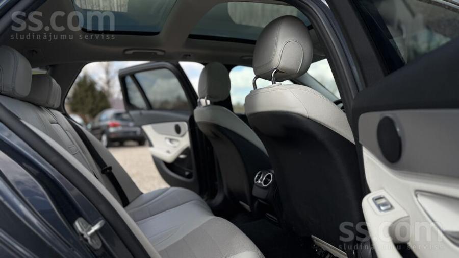 Pelēks Mercedes-Benz C 180 2015 Jelgava, ar dzinēja tilpumu 1.60 L un nobraukumu 241 tūkst. km par 9990 €, foto 10 vietnē AUTOMOTO.COM.LV