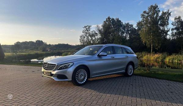 Pelēks Mercedes-Benz C 180 2015 Utena, ar dzinēja tilpumu 1.60 L un nobraukumu 202 tūkst. km par 9995 €, foto 4 vietnē AUTOMOTO.COM.LV