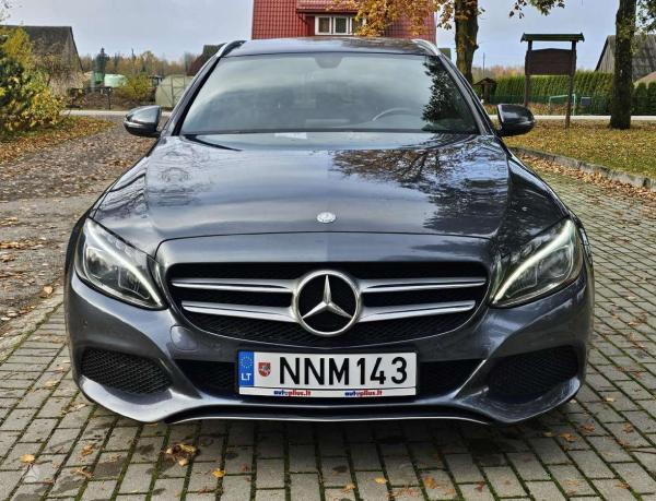 Grey Mercedes-Benz C 180 2016 in Ariogala, with an engine capacity of 1.60 L and mileage of 306 thousand km for 10300 €, photo 6 on AUTOMOTO.COM.LV