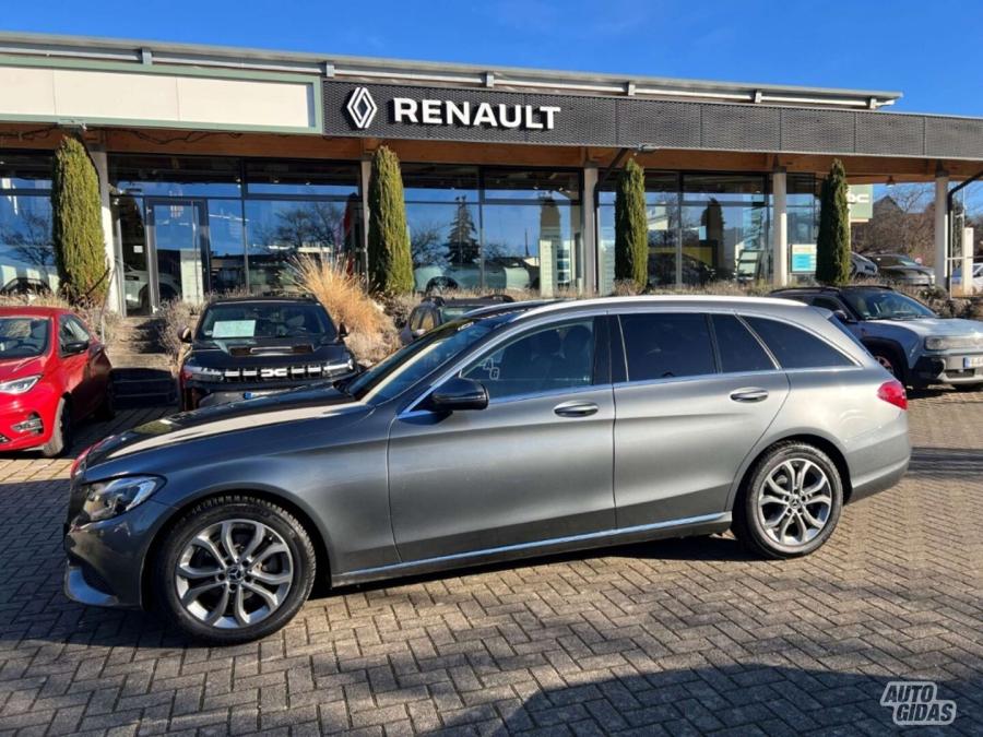 Grey Mercedes-Benz C 180 2017 in Kaunas, with an engine capacity of 1.60 L and mileage of 54 thousand km for 23935 €, photo 2 on AUTOMOTO.COM.LV