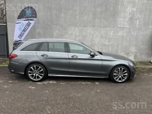 Grey Mercedes-Benz C 180 2018 in Liepaja, with an engine capacity of 1.60 L and mileage of 227 thousand km for 20850 €, photo 2 on AUTOMOTO.COM.LV