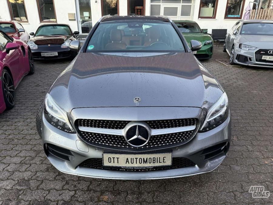 Pelēks Mercedes-Benz C 180 2018 Kauņa, ar dzinēja tilpumu 1.60 L un nobraukumu 98 tūkst. km par 27982 €, foto 3 vietnē AUTOMOTO.COM.LV