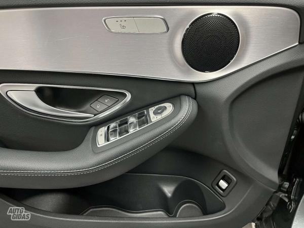 Pelēks Mercedes-Benz C 180 2018 Kauņa, ar dzinēja tilpumu 1.60 L un nobraukumu 45 tūkst. km par 25386 €, foto 7 vietnē AUTOMOTO.COM.LV