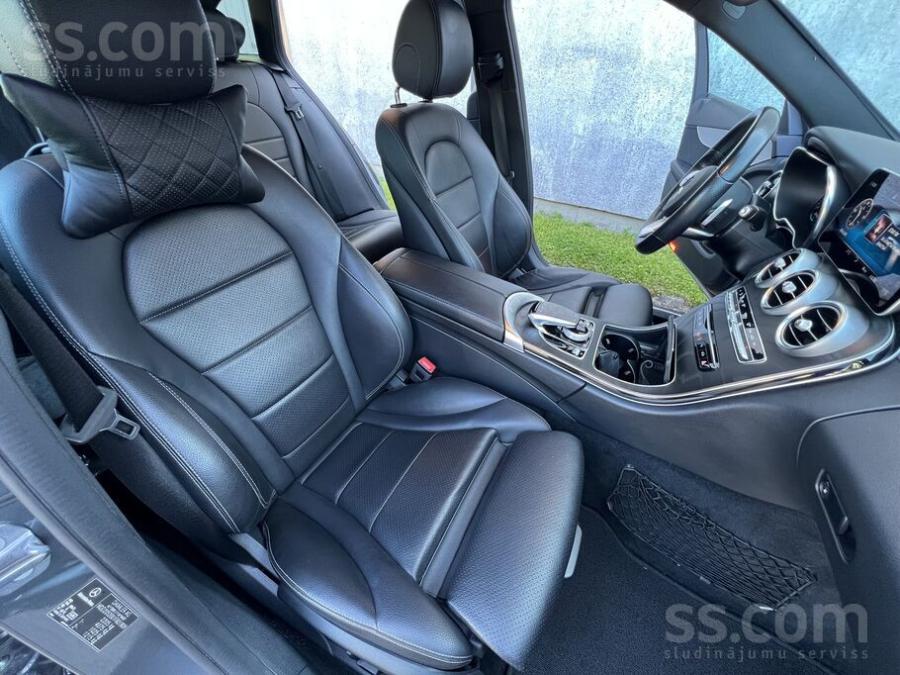 Grey Mercedes-Benz C 180 2018 in Liepaja, with an engine capacity of 1.60 L and mileage of 238 thousand km for 19250 €, photo 11 on AUTOMOTO.COM.LV
