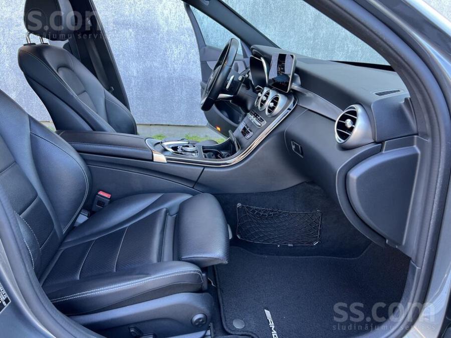 Grey Mercedes-Benz C 180 2018 in Liepaja, with an engine capacity of 1.60 L and mileage of 238 thousand km for 19250 €, photo 15 on AUTOMOTO.COM.LV