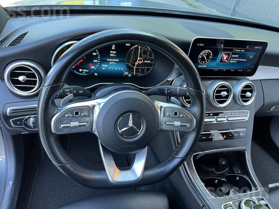 Grey Mercedes-Benz C 180 2018 in Liepaja, with an engine capacity of 1.60 L and mileage of 238 thousand km for 19250 €, photo 19 on AUTOMOTO.COM.LV