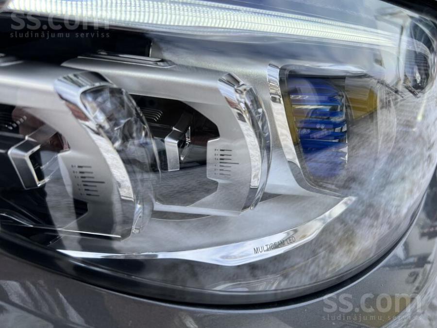 Grey Mercedes-Benz C 180 2018 in Liepaja, with an engine capacity of 1.60 L and mileage of 238 thousand km for 19250 €, photo 24 on AUTOMOTO.COM.LV