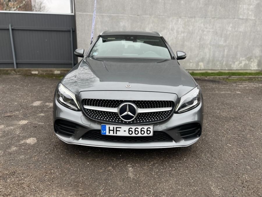 Pelēks Mercedes-Benz C 180 2018 Rīga, ar dzinēja tilpumu 1.60 L un nobraukumu 227 tūkst. km par 20850 €, foto 3 vietnē AUTOMOTO.COM.LV