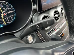 Pelēks Mercedes-Benz C 180 2018 Rīga, ar dzinēja tilpumu 1.60 L un nobraukumu 227 tūkst. km par 20850 €, foto 24 vietnē AUTOMOTO.COM.LV