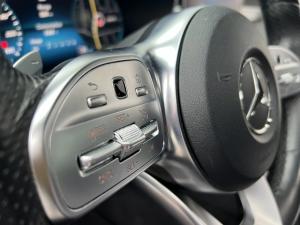 Pelēks Mercedes-Benz C 180 2018 Rīga, ar dzinēja tilpumu 1.60 L un nobraukumu 227 tūkst. km par 20850 €, foto 26 vietnē AUTOMOTO.COM.LV