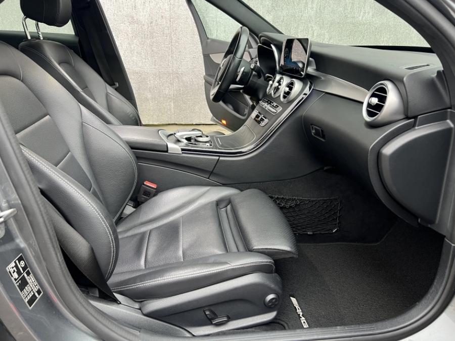 Pelēks Mercedes-Benz C 180 2018 Rīga, ar dzinēja tilpumu 1.60 L un nobraukumu 227 tūkst. km par 20850 €, foto 37 vietnē AUTOMOTO.COM.LV