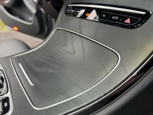 Pelēks Mercedes-Benz C 180 2018 Rīga, ar dzinēja tilpumu 1.60 L un nobraukumu 227 tūkst. km par 20850 €, foto 39 vietnē AUTOMOTO.COM.LV