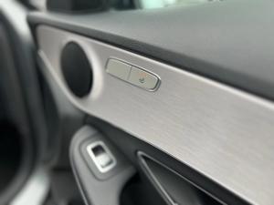 Pelēks Mercedes-Benz C 180 2018 Rīga, ar dzinēja tilpumu 1.60 L un nobraukumu 227 tūkst. km par 20850 €, foto 41 vietnē AUTOMOTO.COM.LV