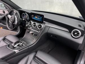 Pelēks Mercedes-Benz C 180 2018 Rīga, ar dzinēja tilpumu 1.60 L un nobraukumu 227 tūkst. km par 20850 €, foto 46 vietnē AUTOMOTO.COM.LV