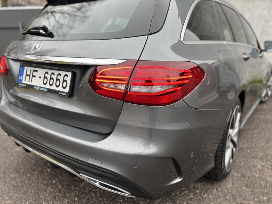 Pelēks Mercedes-Benz C 180 2018 Rīga, ar dzinēja tilpumu 1.60 L un nobraukumu 227 tūkst. km par 20850 €, foto 48 vietnē AUTOMOTO.COM.LV