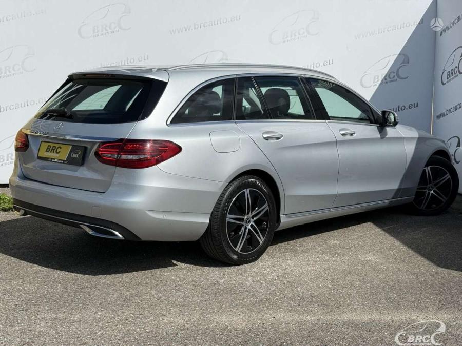 Grey Mercedes-Benz C 180 2019 in Klaipeda, with an engine capacity of 1.60 L and mileage of 184 thousand km for 13200 €, photo 4 on AUTOMOTO.COM.LV